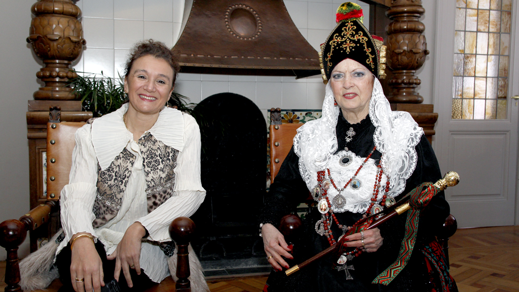 Marian Palma recibe el título de ‘Mujer del año’ en un concurrido acto