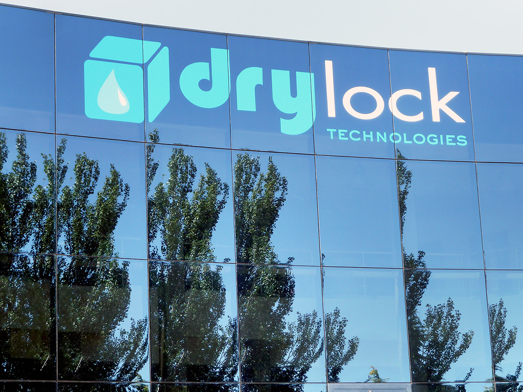 Drylock recibe 2,1 millones del Gobierno para crear 140 puestos de trabajo