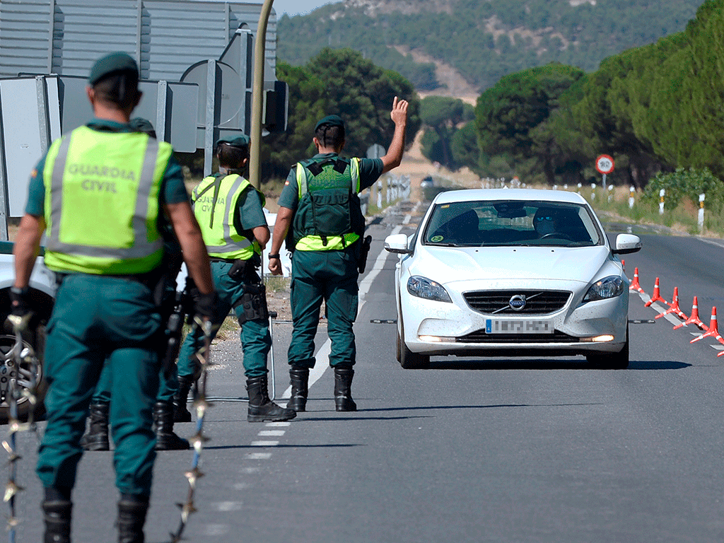 La Guardia Civil desplegará 70 controles en las autovías y carreteras