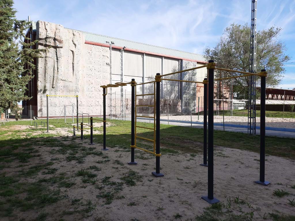 La Albuera estrena un parque de calistenia