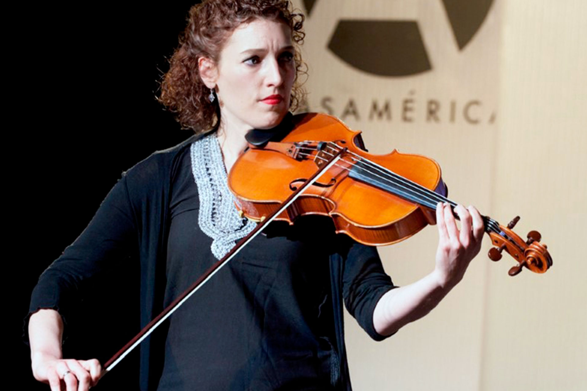 Viaje cultural a través de la viola