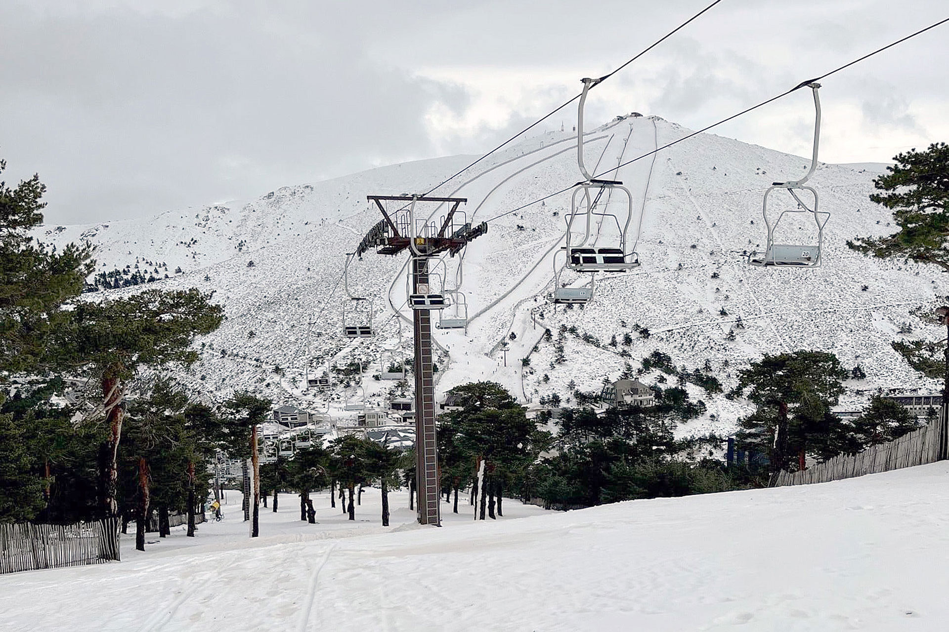 La estación de Navacerrada abrirá sus puertas este viernes