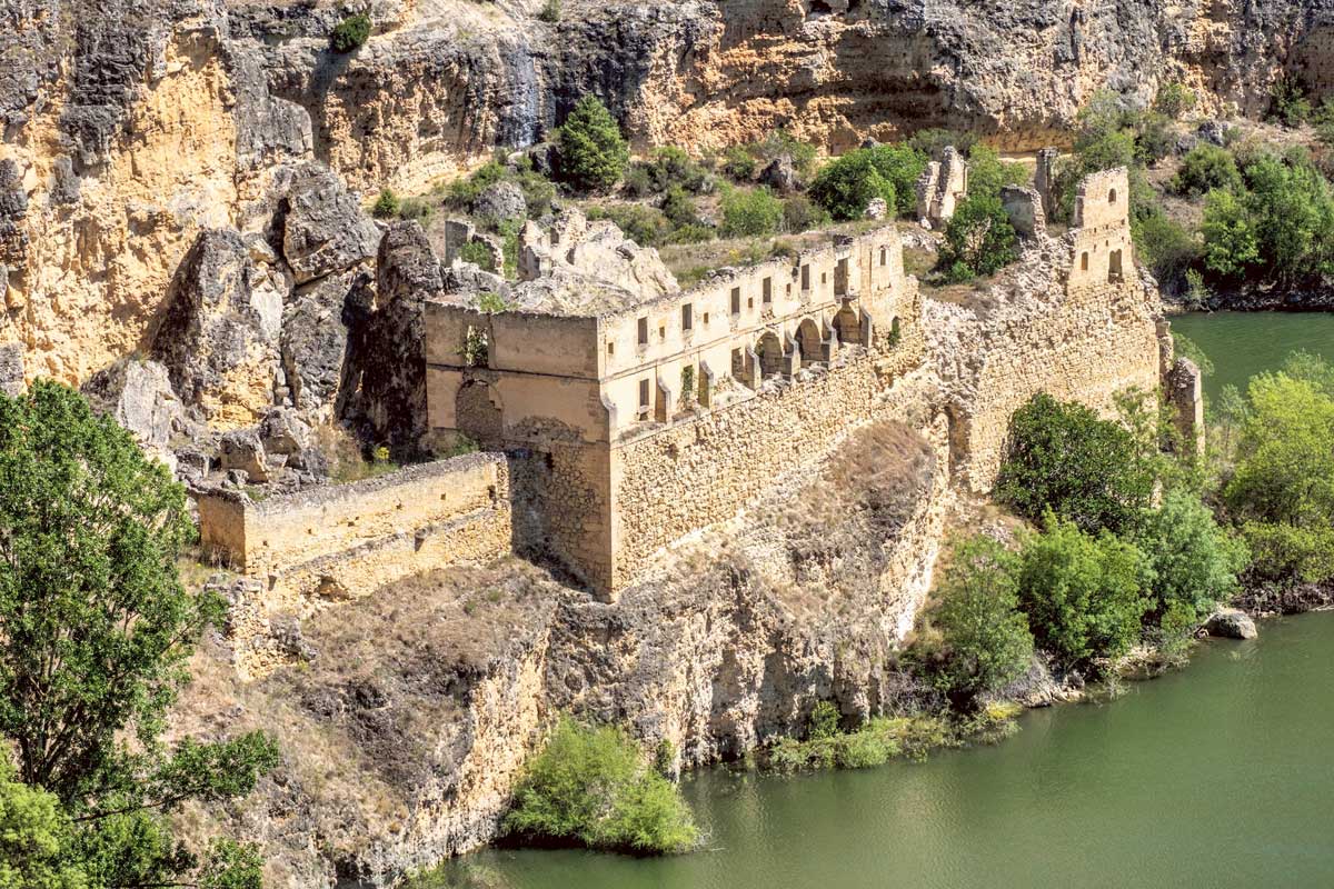 La consolidación necesaria y urgente del Convento de la Hoz