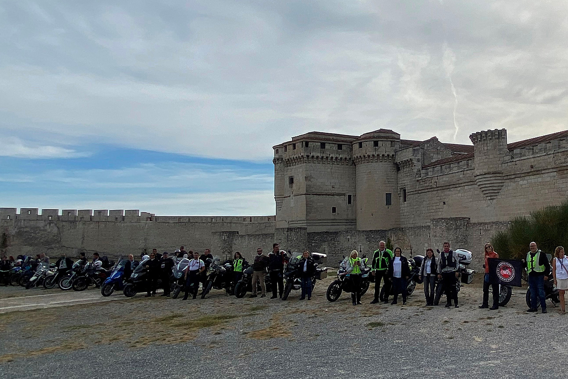 ‘La Leyenda Continúa’, de peregrinación solidaria