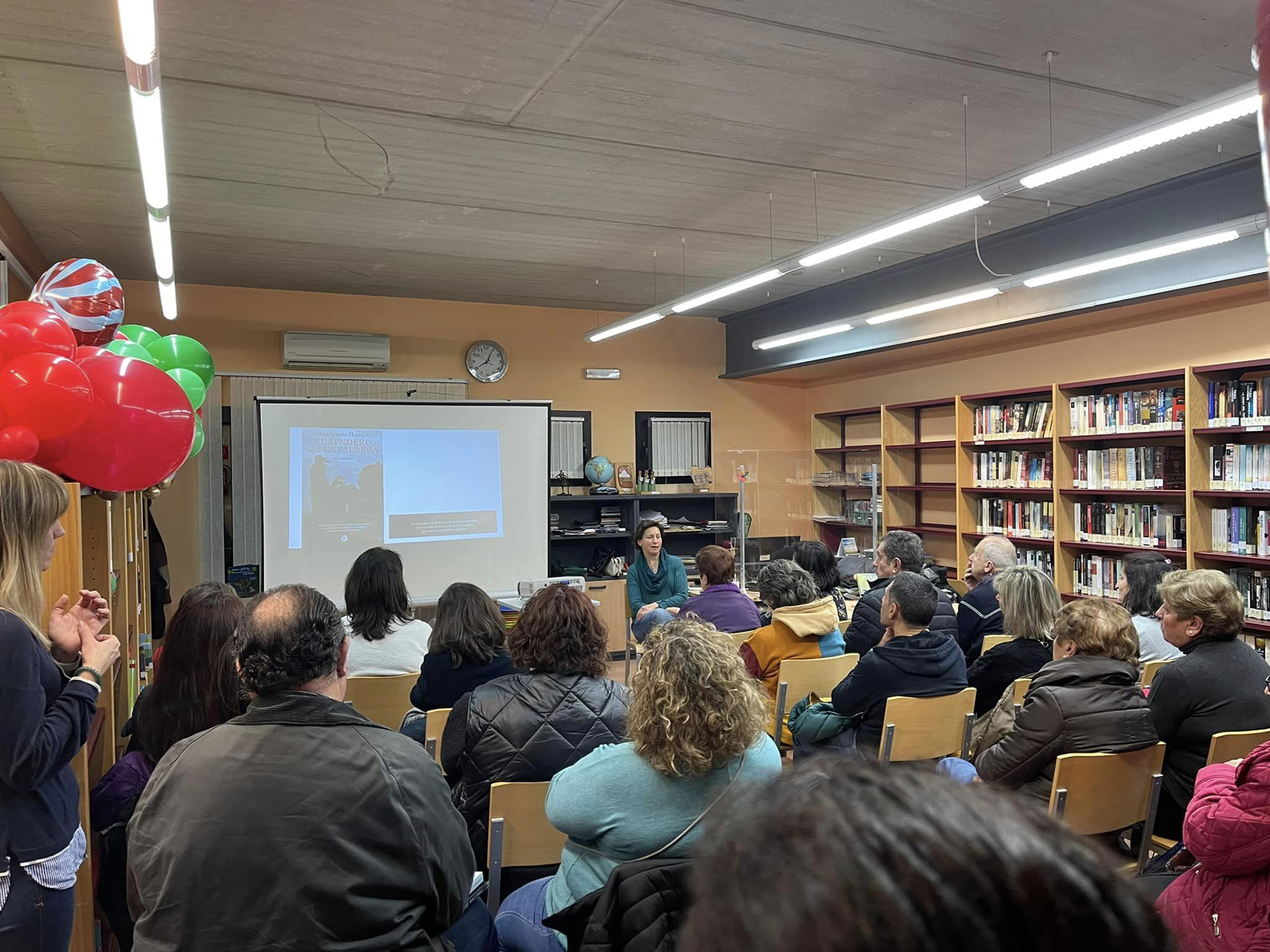 Ana García Herráez presenta sus libros en Valverde del Majano