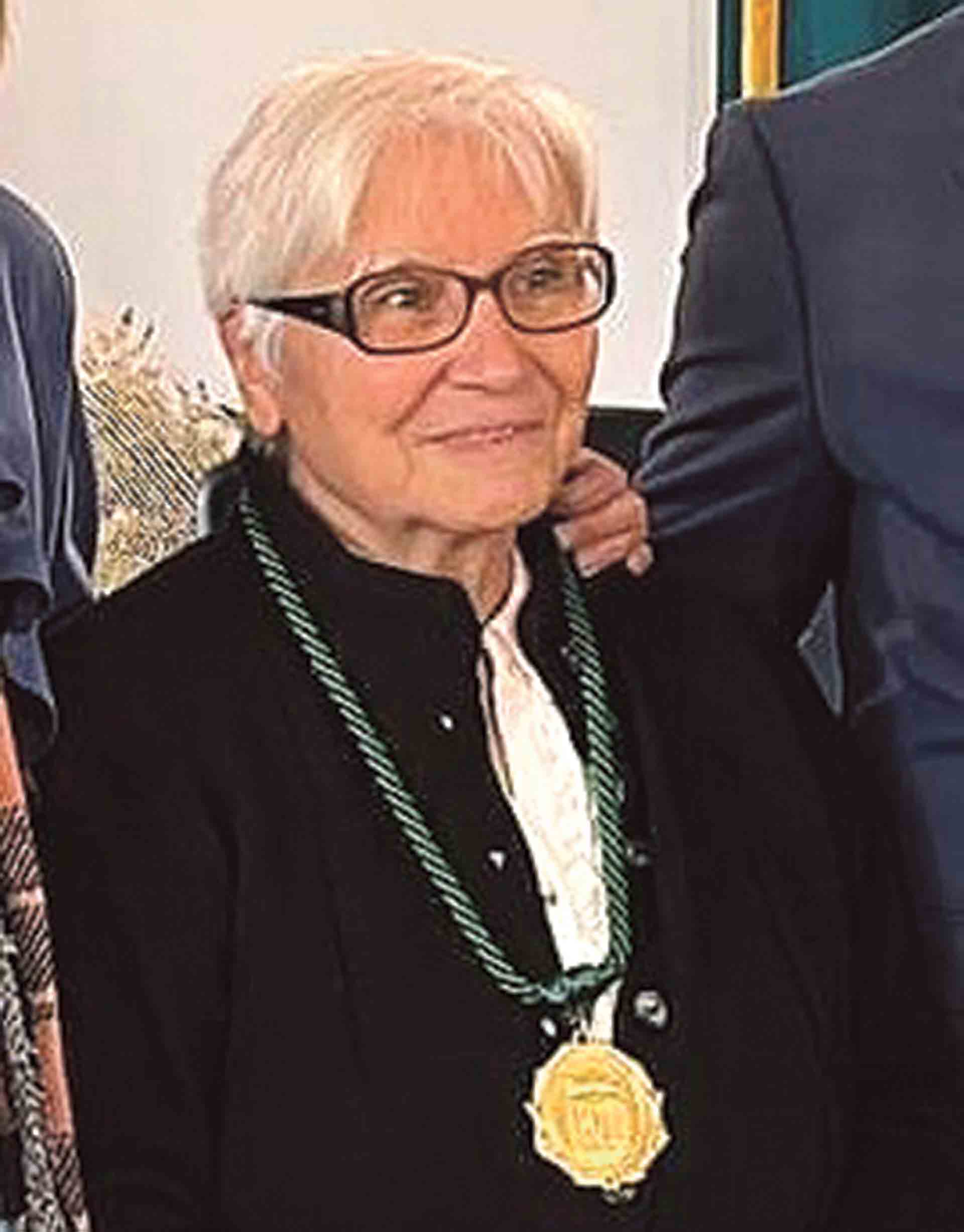 Crónica del acto de nombramiento de la Cronista Oficial María Teresa Llorente